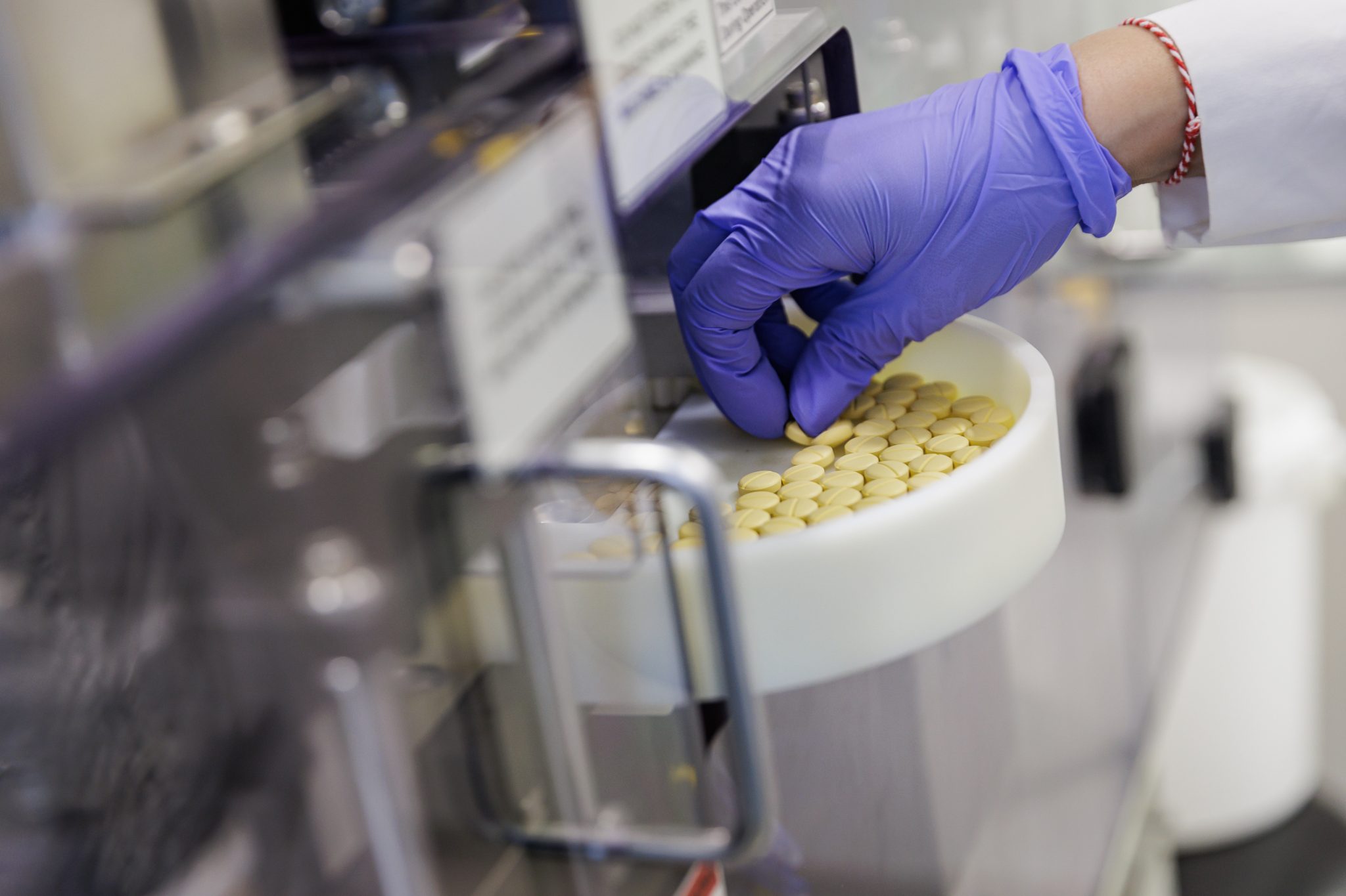 Oral Solids Manufacturing | Adragos Pharma